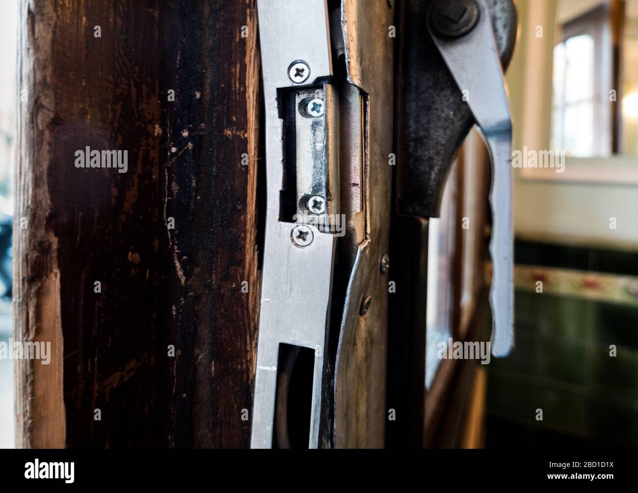 Berlin, Germany. 06th Apr, 2020. A broken door lock. Credit: Soeren ...