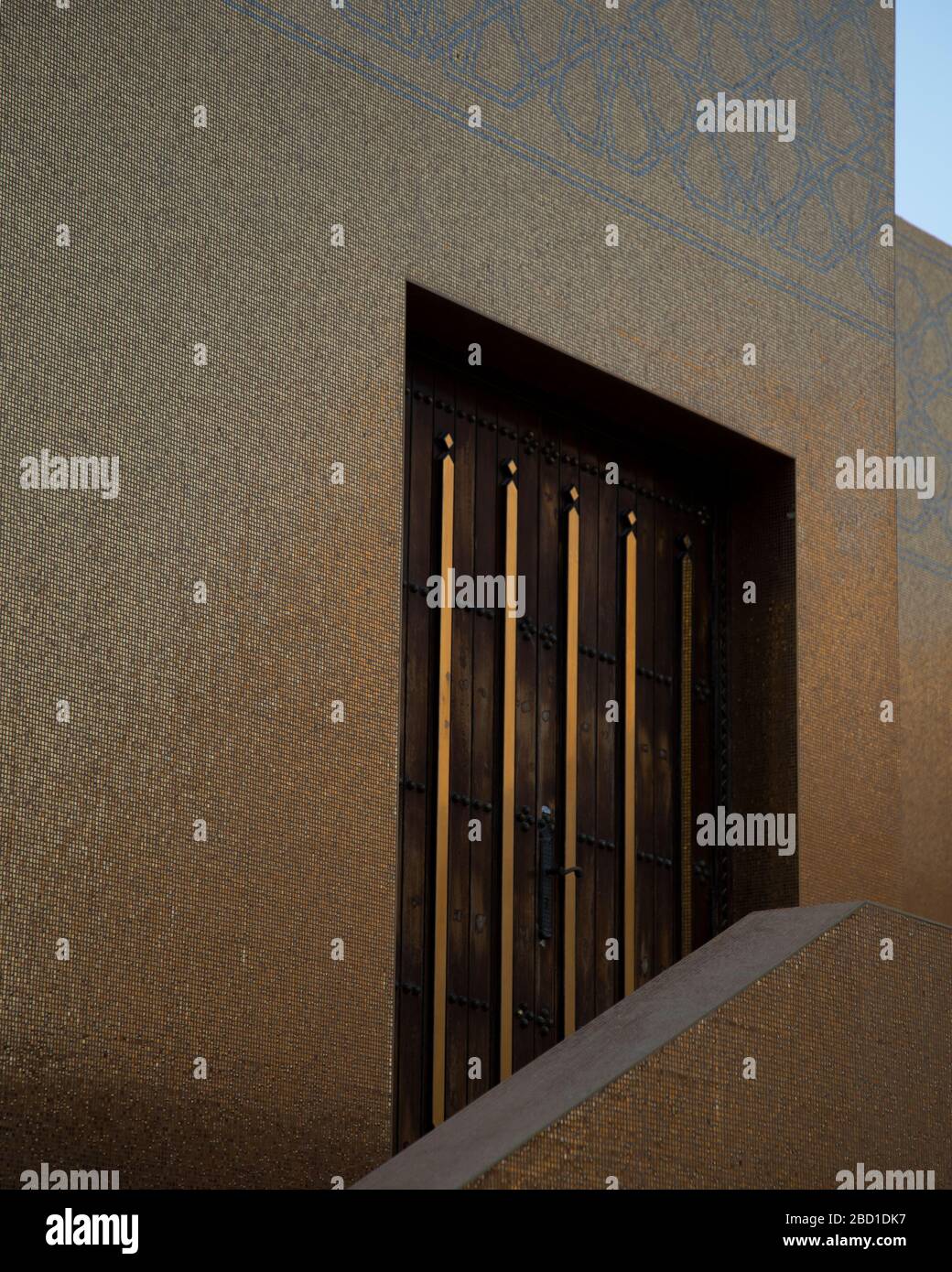 Mosque cultural village doha qatar hi-res stock photography and images ...