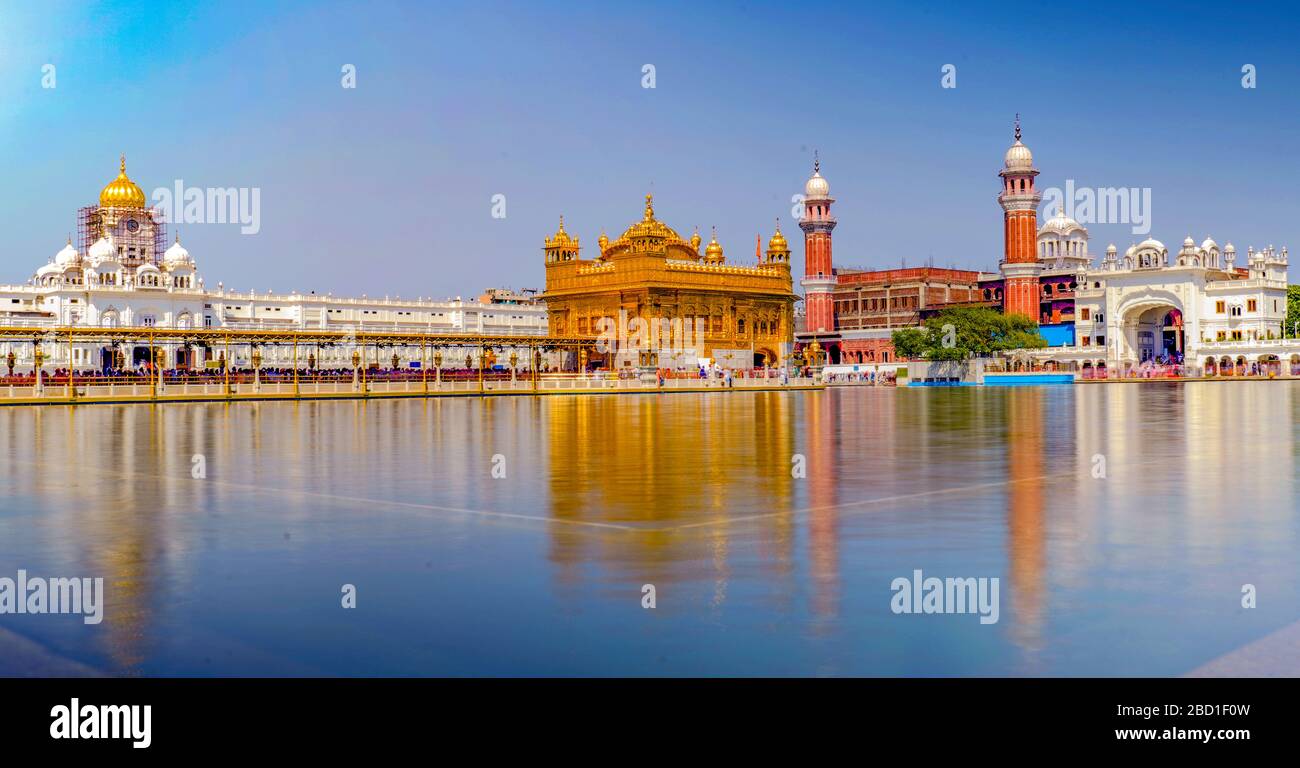 Amritsar city gate hi-res stock photography and images - Alamy