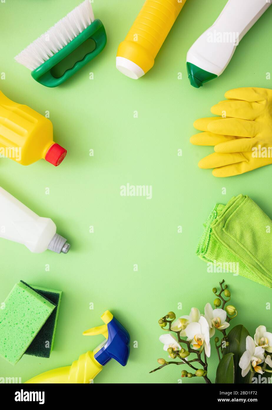 Household cleaning eco spring background. Cleaning products flat lay ...