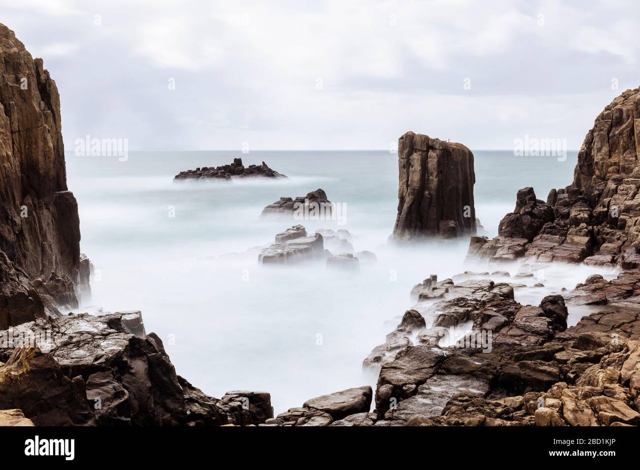 Tojinbo cliffs overlooking the Sea of Japan Stock Photo - Alamy