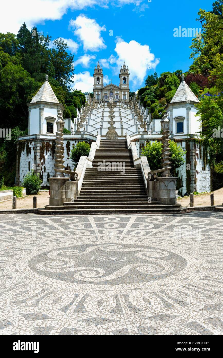 Santuario do Bom Jesus do Monte (Good Jesus of the Mount Sanctuary ...