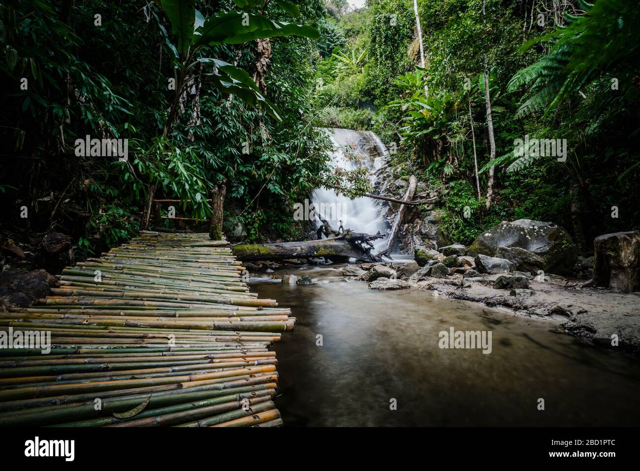 Wachiratharn Waterfall, Doi Inthanon National Park, Chiang Mai ...