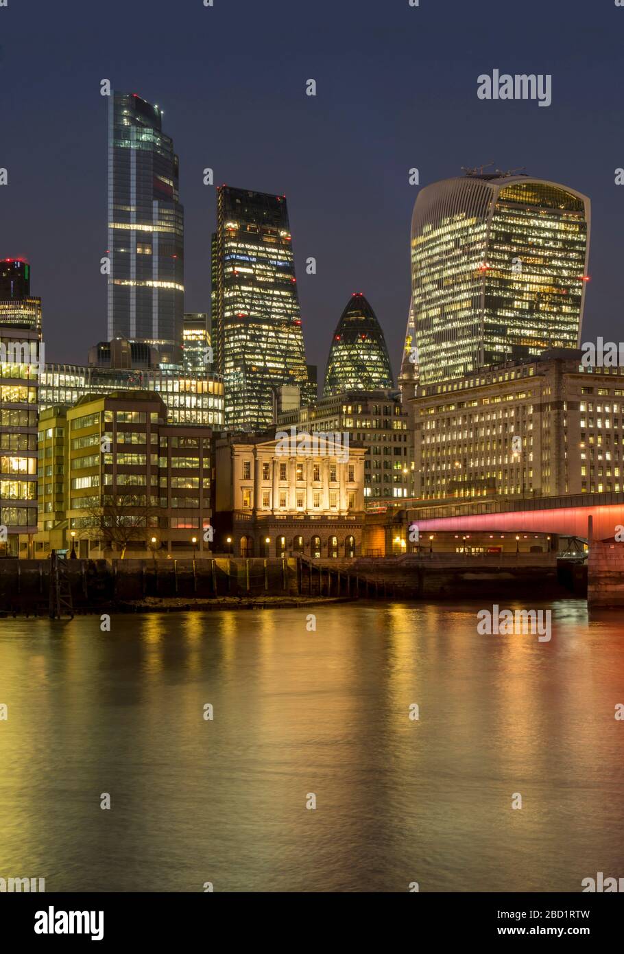 Cityscape with complete 22 Bishopsgate Tower and London Bridge dusk ...