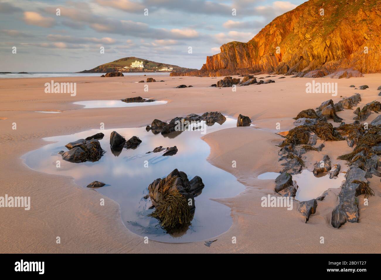 Burgh island devon england united hi-res stock photography and images ...