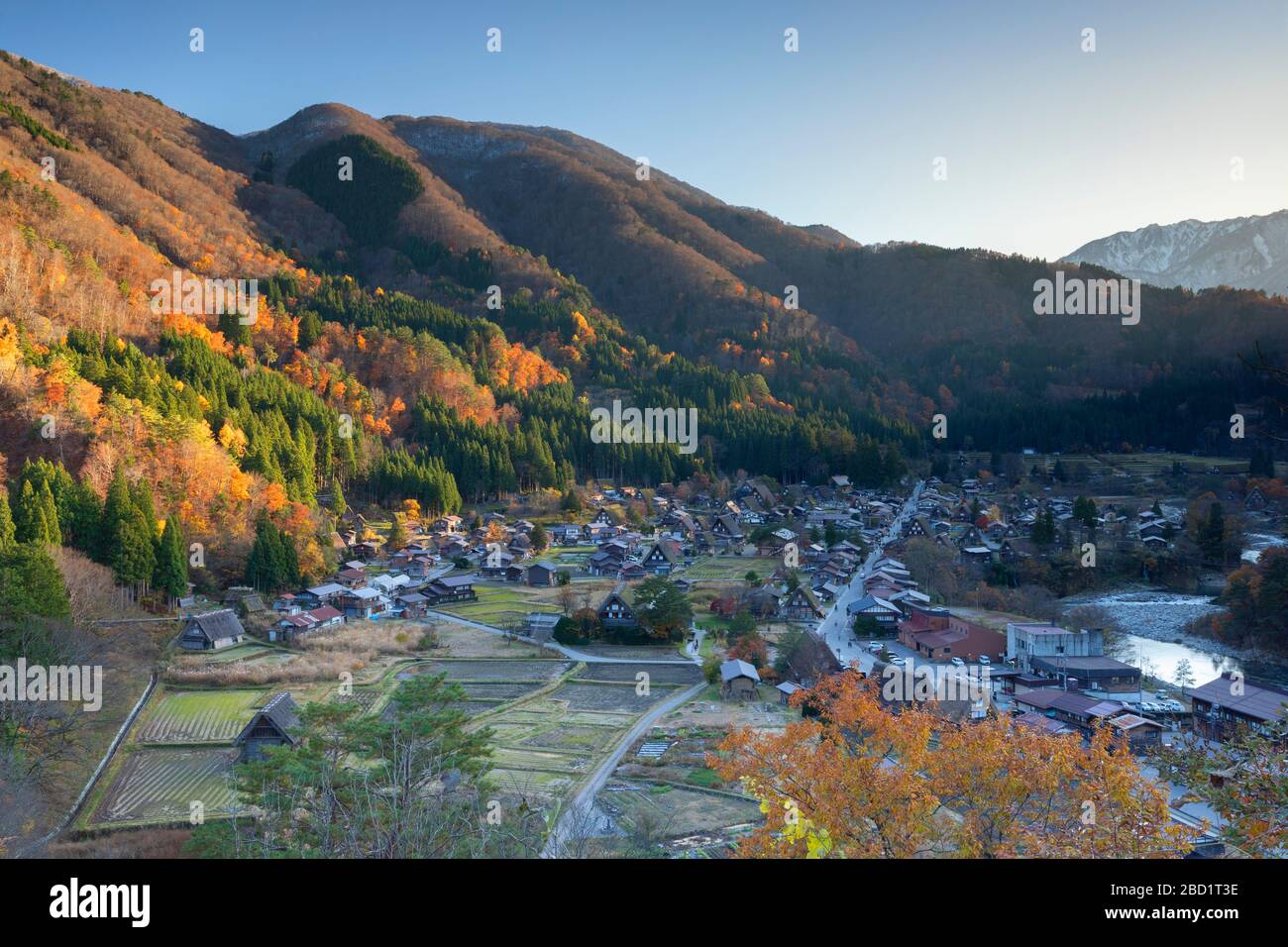 Elevated view of Ogimachi, UNESCO World Heritage Site, Shirakawa-go ...