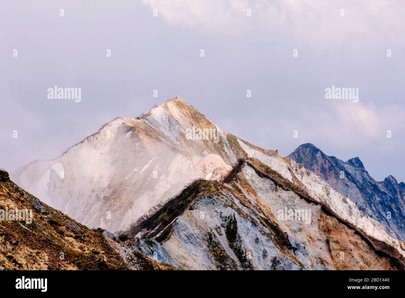 Kengamine peak hi-res stock photography and images - Alamy
