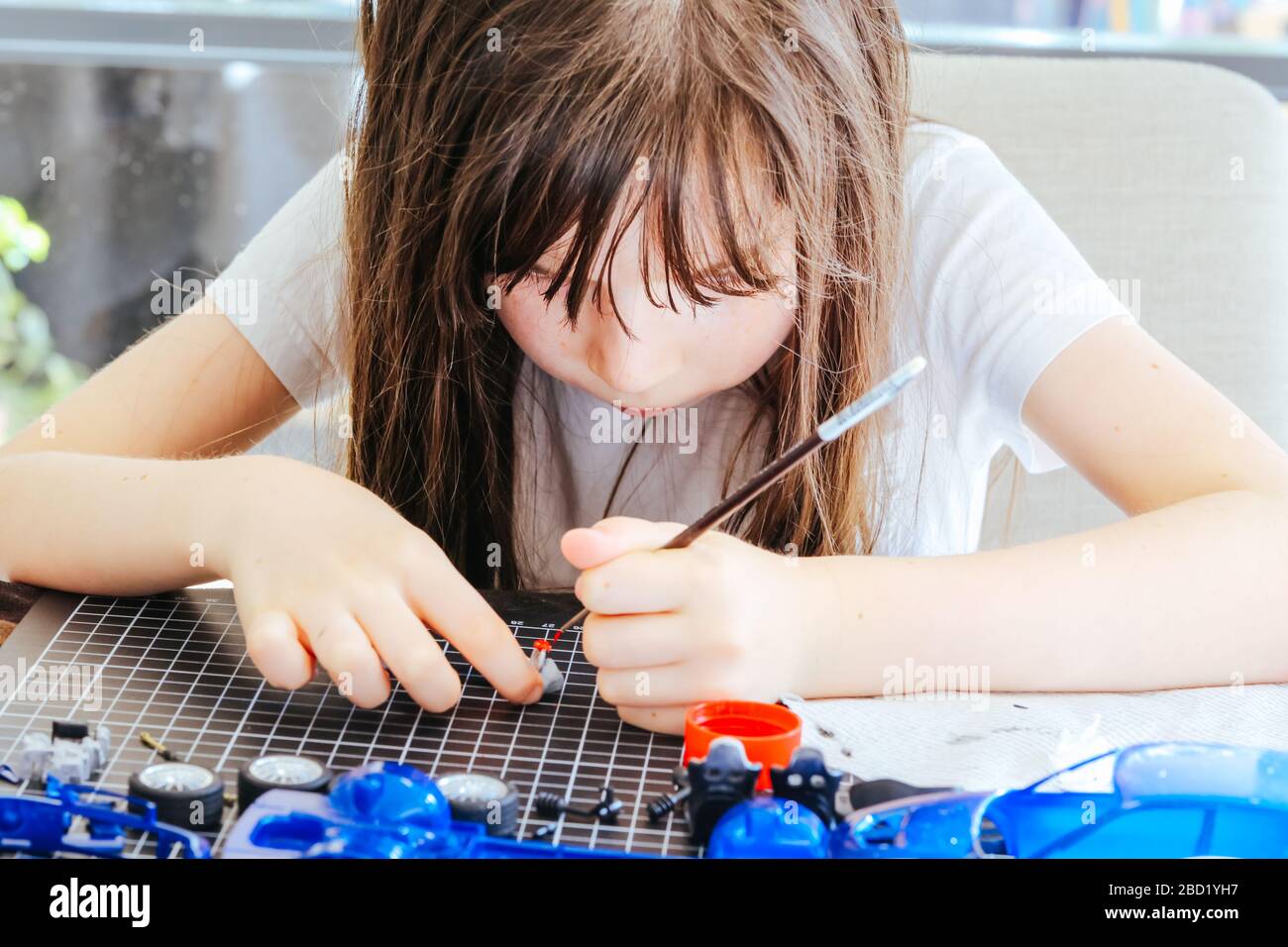 Plastic model child kit hi-res stock photography and images - Alamy