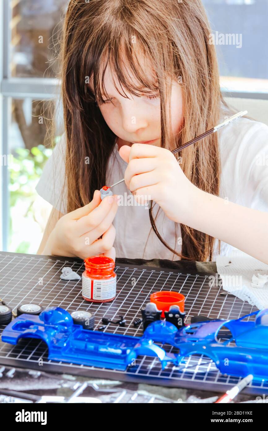 Child model build hi-res stock photography and images - Alamy
