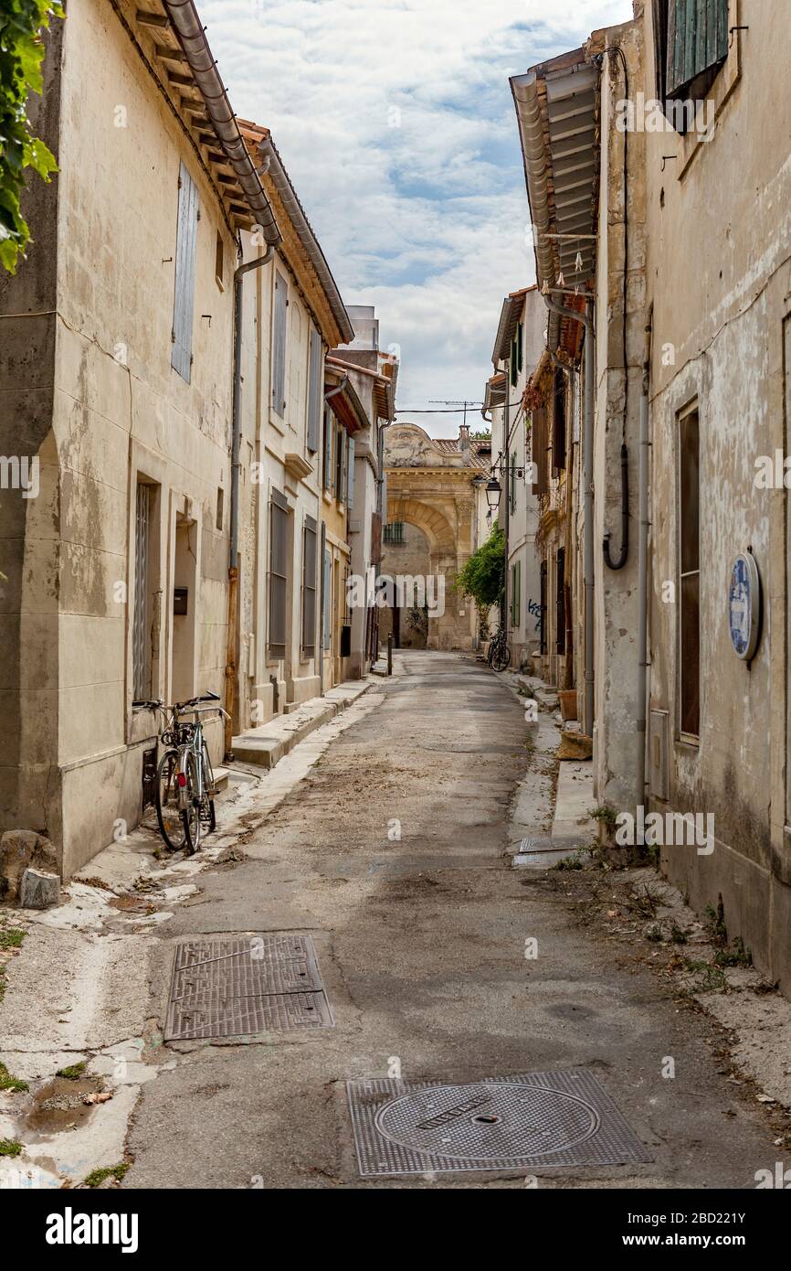 Pretty french houses hi-res stock photography and images - Alamy