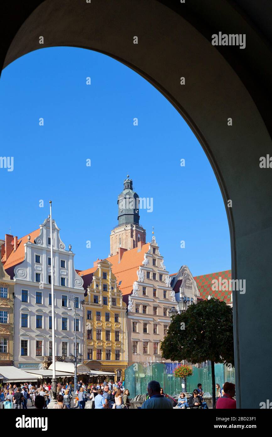 Archway market square hi-res stock photography and images - Alamy