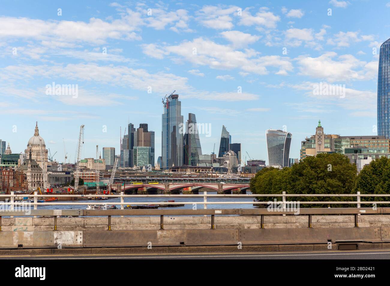 Waterloo bridge construction hi-res stock photography and images - Alamy