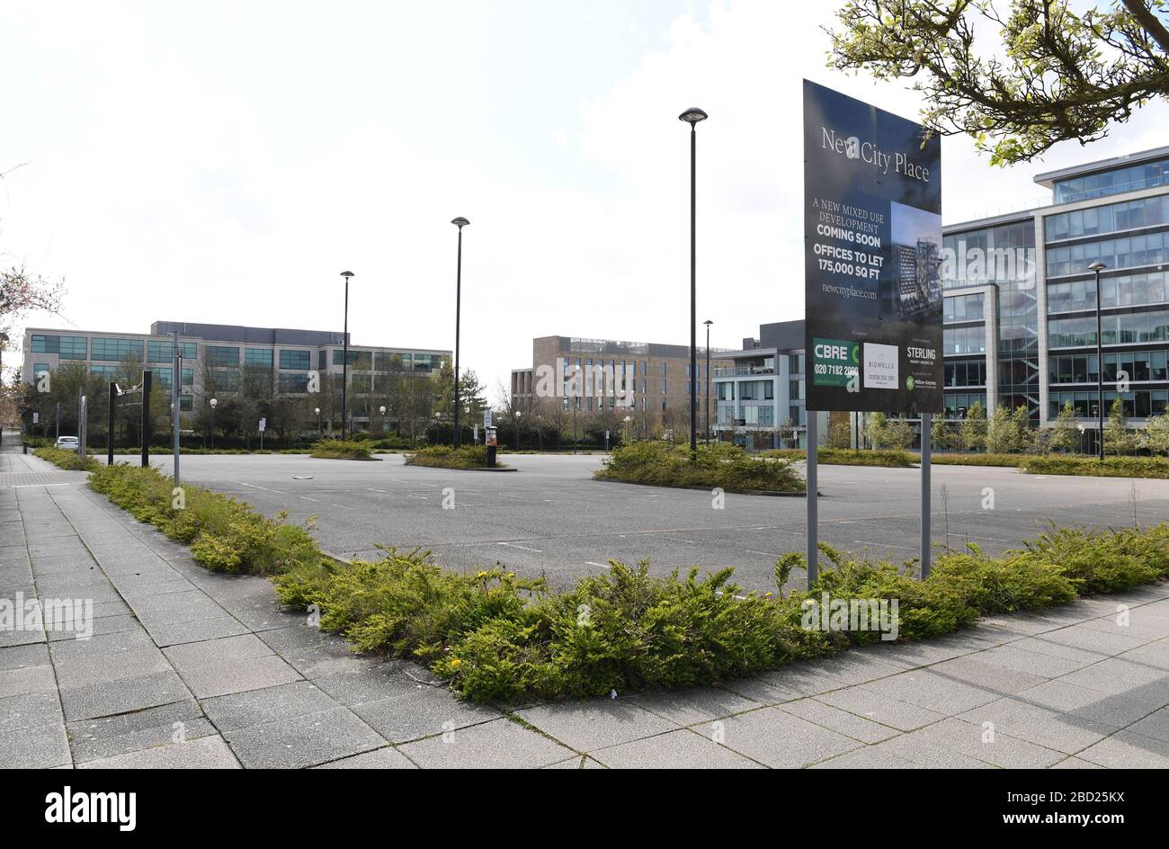 Central Milton Keynes Buildings Snow Dome Outdoor Market Blossom ...