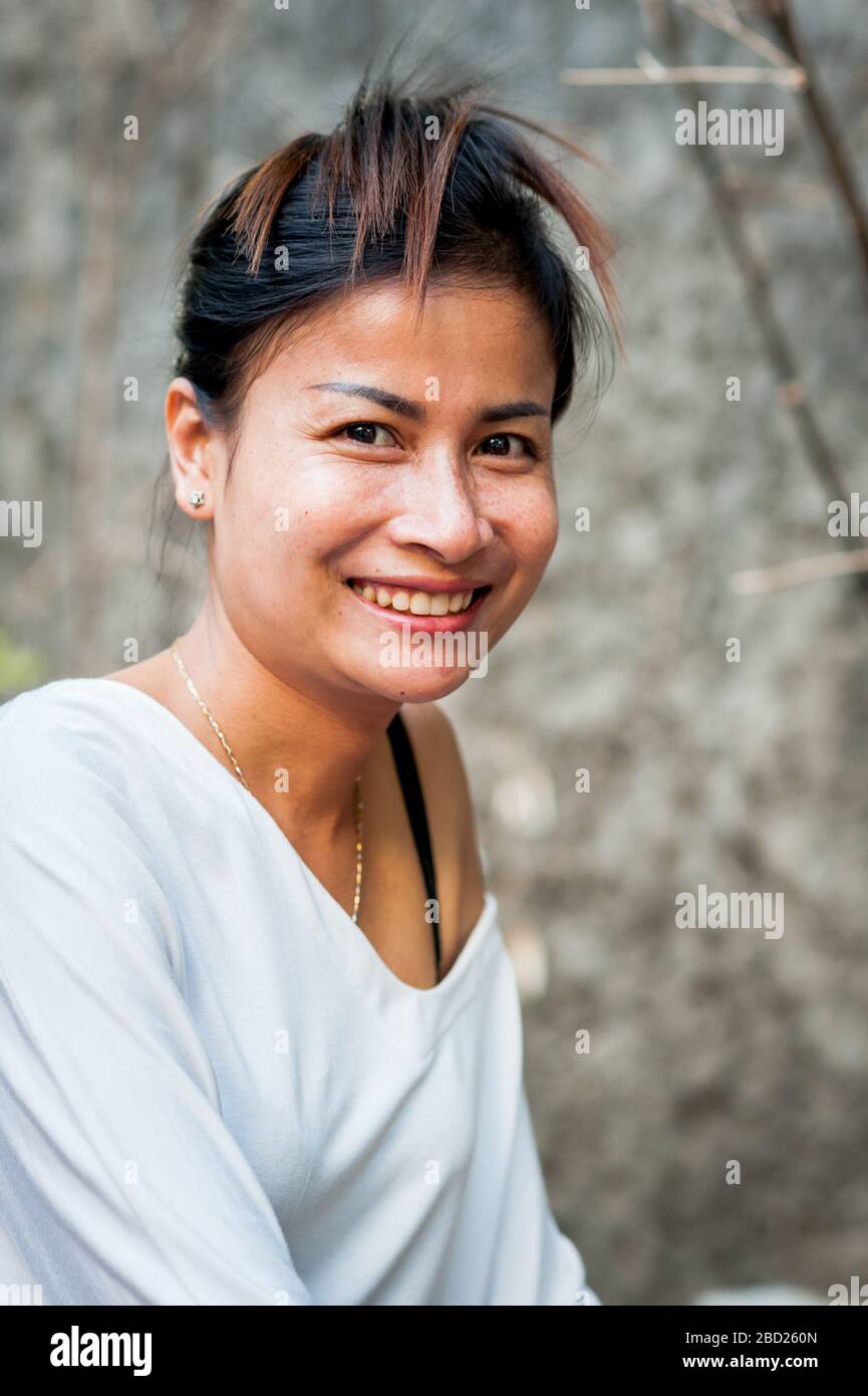 Black And White Cambodian Portrait High Resolution Stock Photography and Images - Alamy