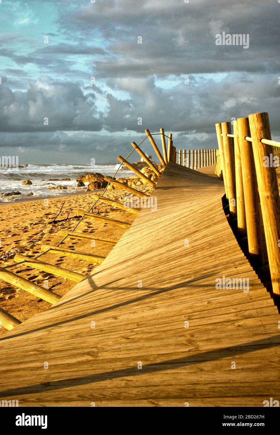 Beach walkways hi-res stock photography and images - Alamy