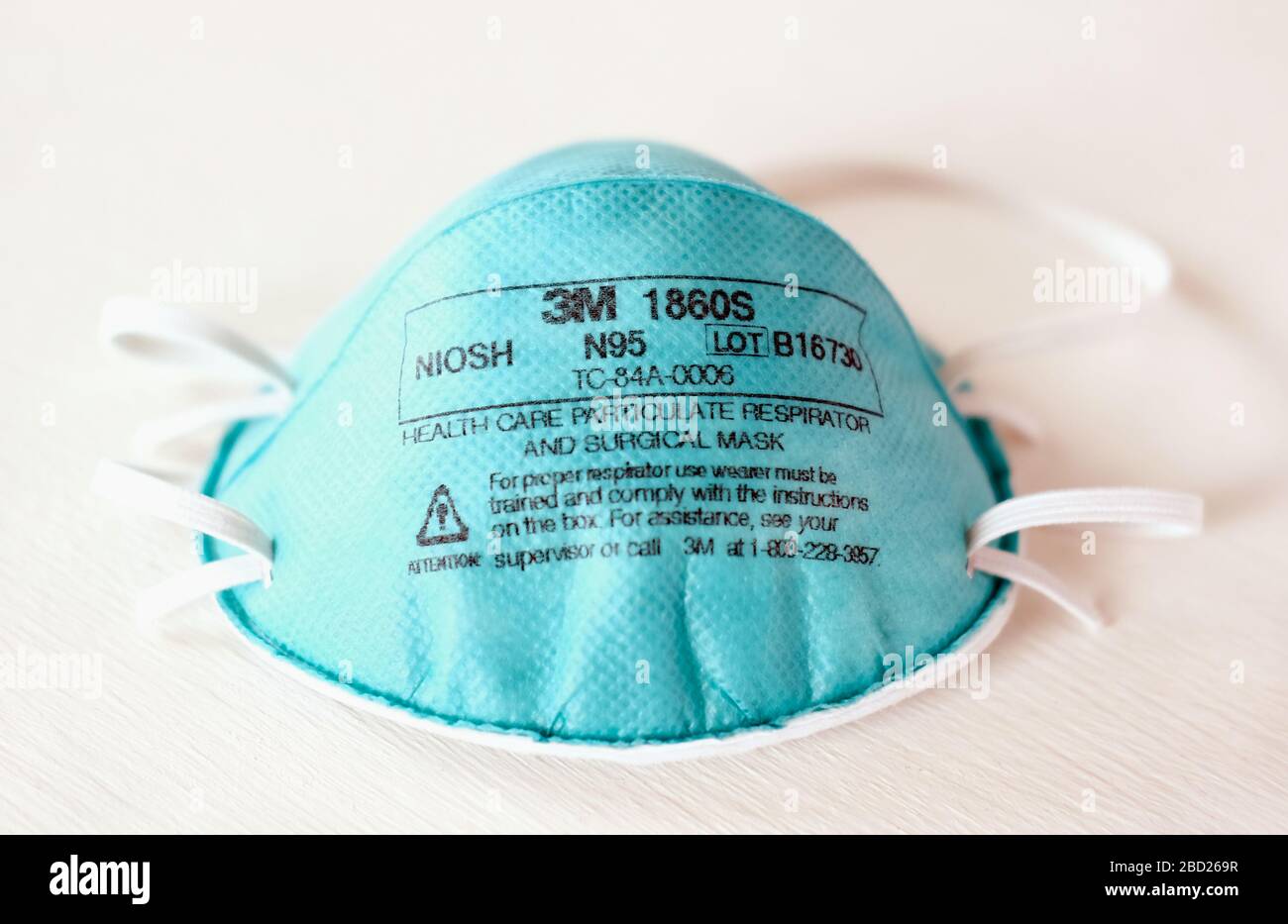 N95 mask hi-res stock photography and images - Alamy