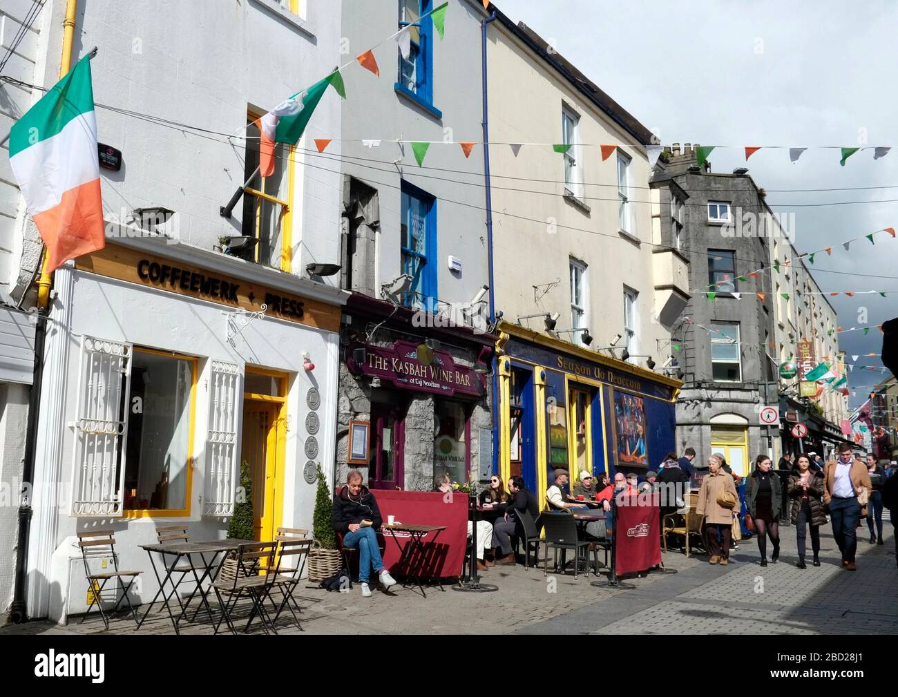 Tigh neachtain hi-res stock photography and images - Alamy