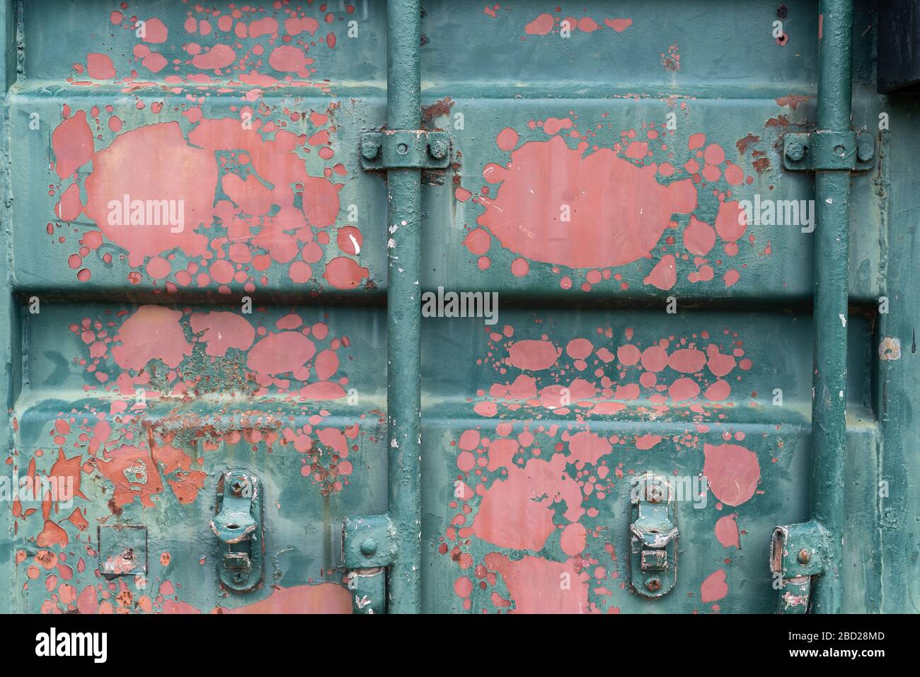 Container door lock handle hi-res stock photography and images - Alamy