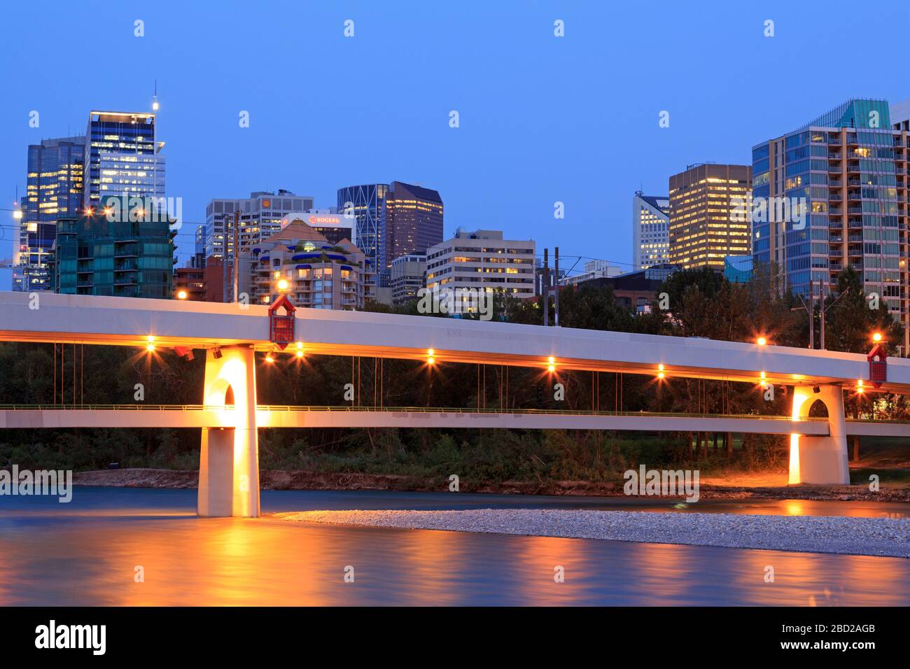 Light rail transit canada hi-res stock photography and images - Alamy