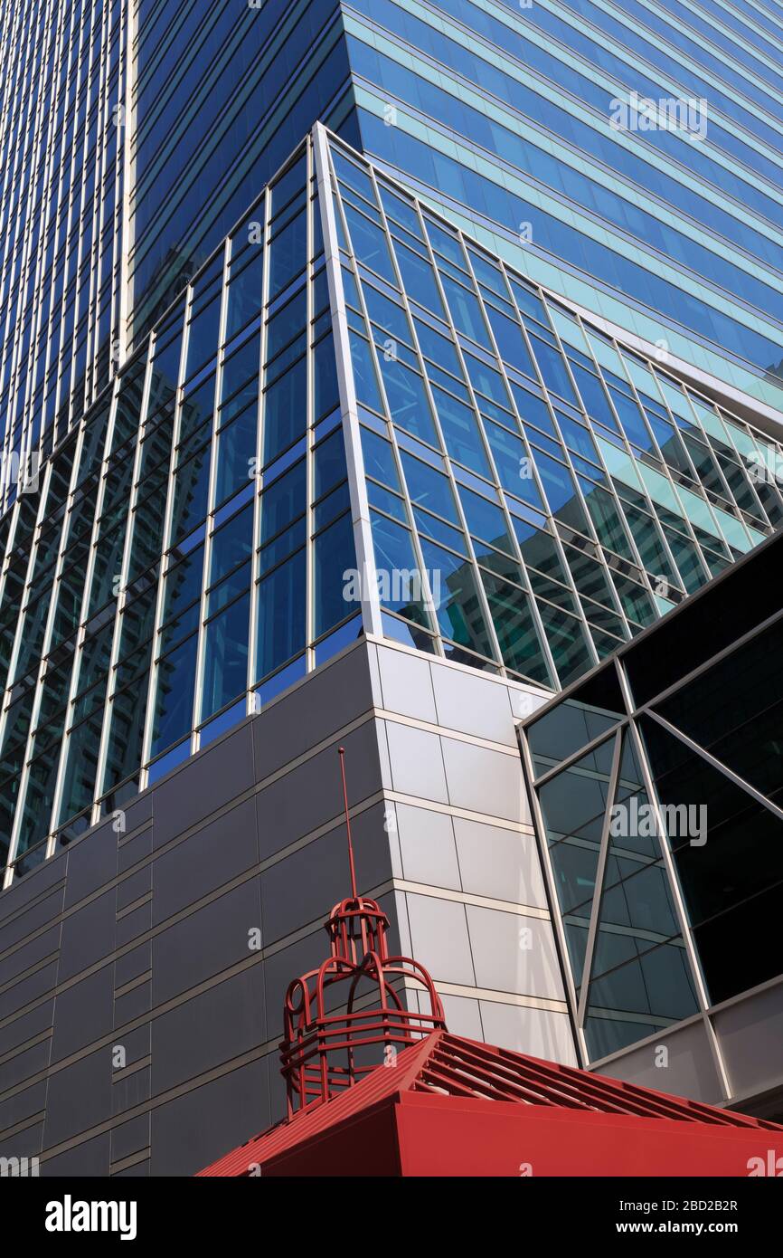 Calgary skyscraper tower hi-res stock photography and images - Alamy