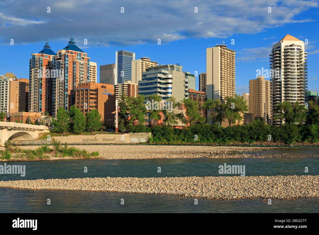 Calgary bow skyscraper skyline hi-res stock photography and images - Alamy