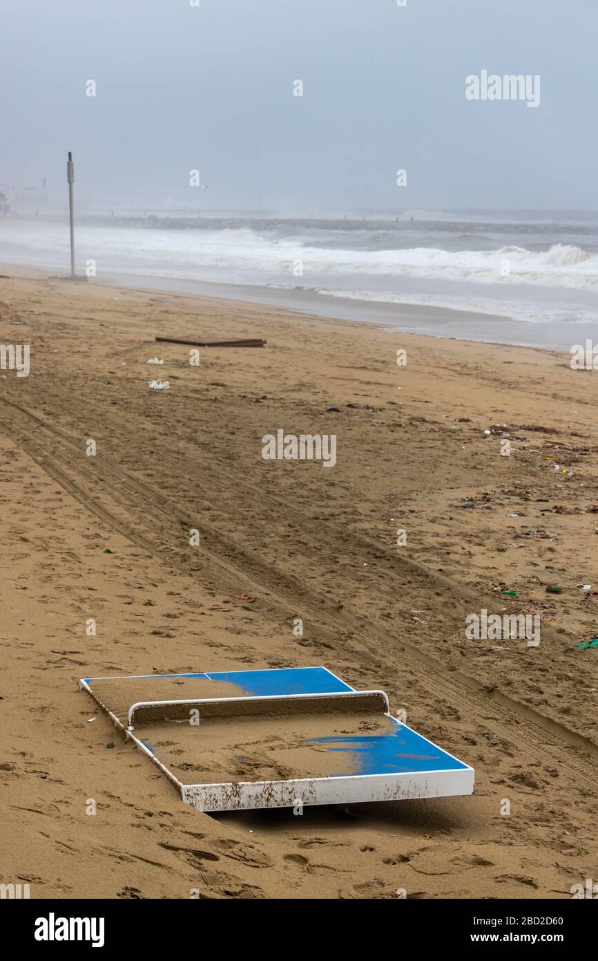 Burka beach hi-res stock photography and images - Alamy