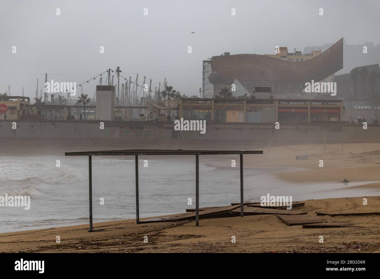 Barcelona, Spain. 22th January, 2020. Destroyed Barcelona beach after ...