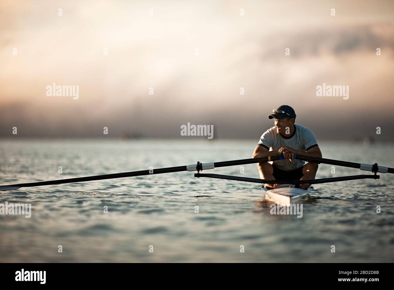 Rowing caps hi-res stock photography and images - Alamy