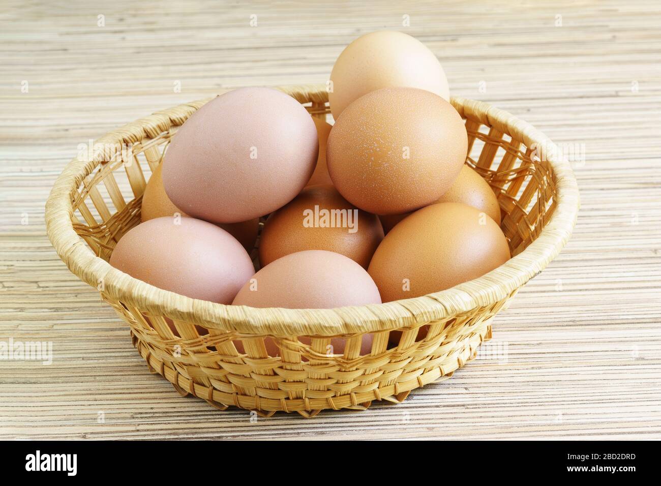 Real chicken hi-res stock photography and images - Alamy