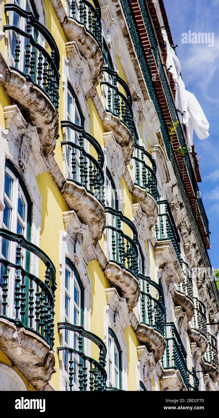 Balcony house in portugal hi-res stock photography and images - Alamy