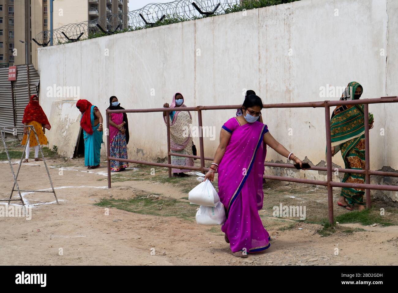 Indian underprivileged women hi-res stock photography and images - Alamy