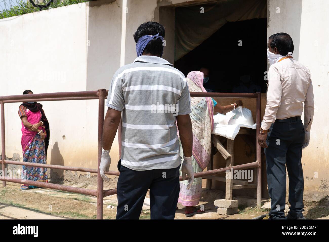 Underprivileged People High Resolution Stock Photography and Images - Alamy