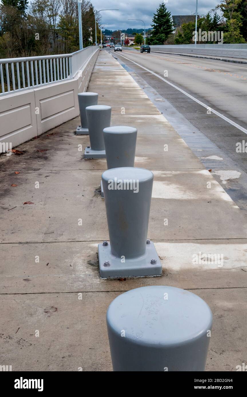 Wet bollard hi-res stock photography and images - Alamy