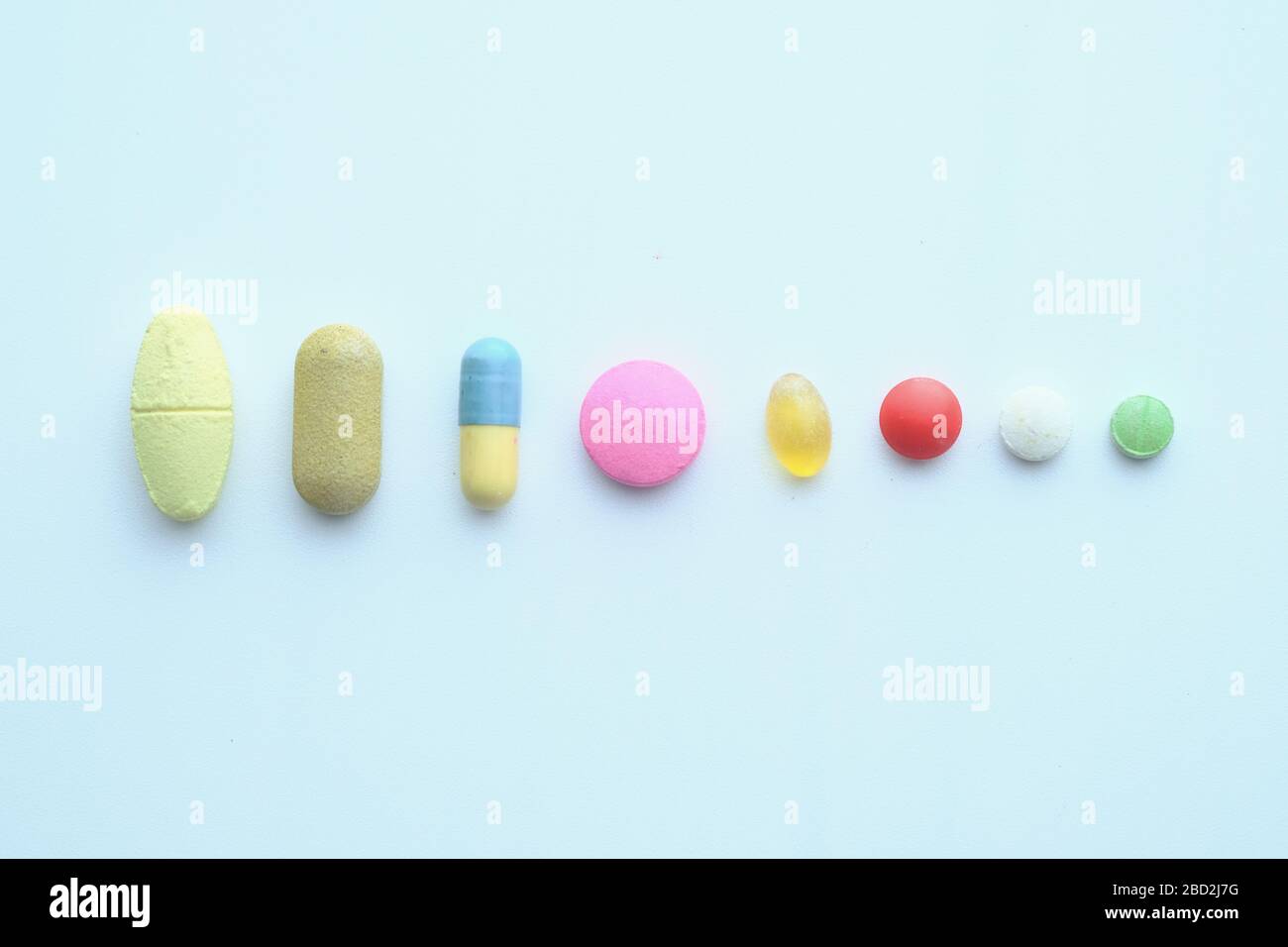 Capsules in row hi-res stock photography and images - Alamy