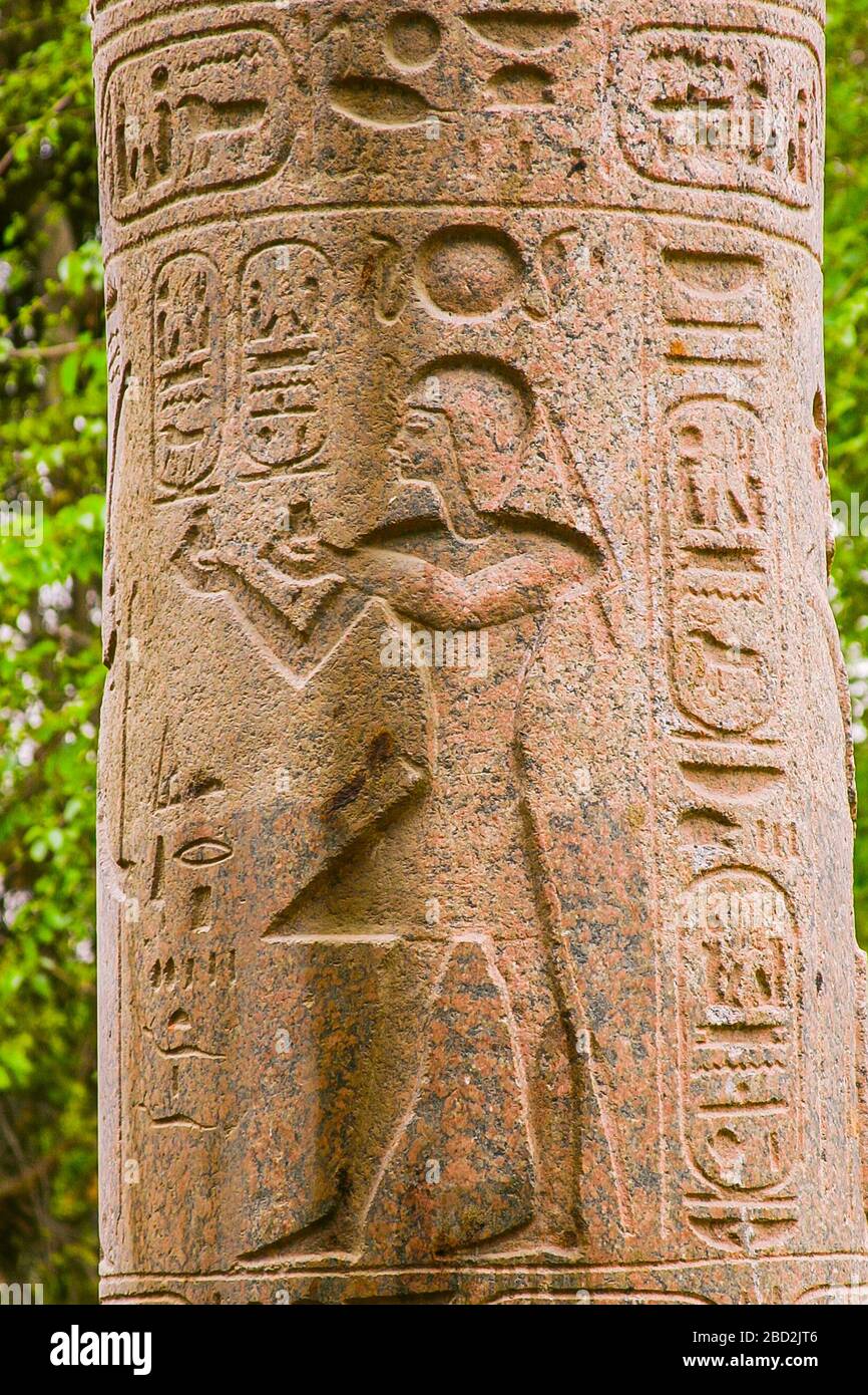 Merneptah column hi-res stock photography and images - Alamy