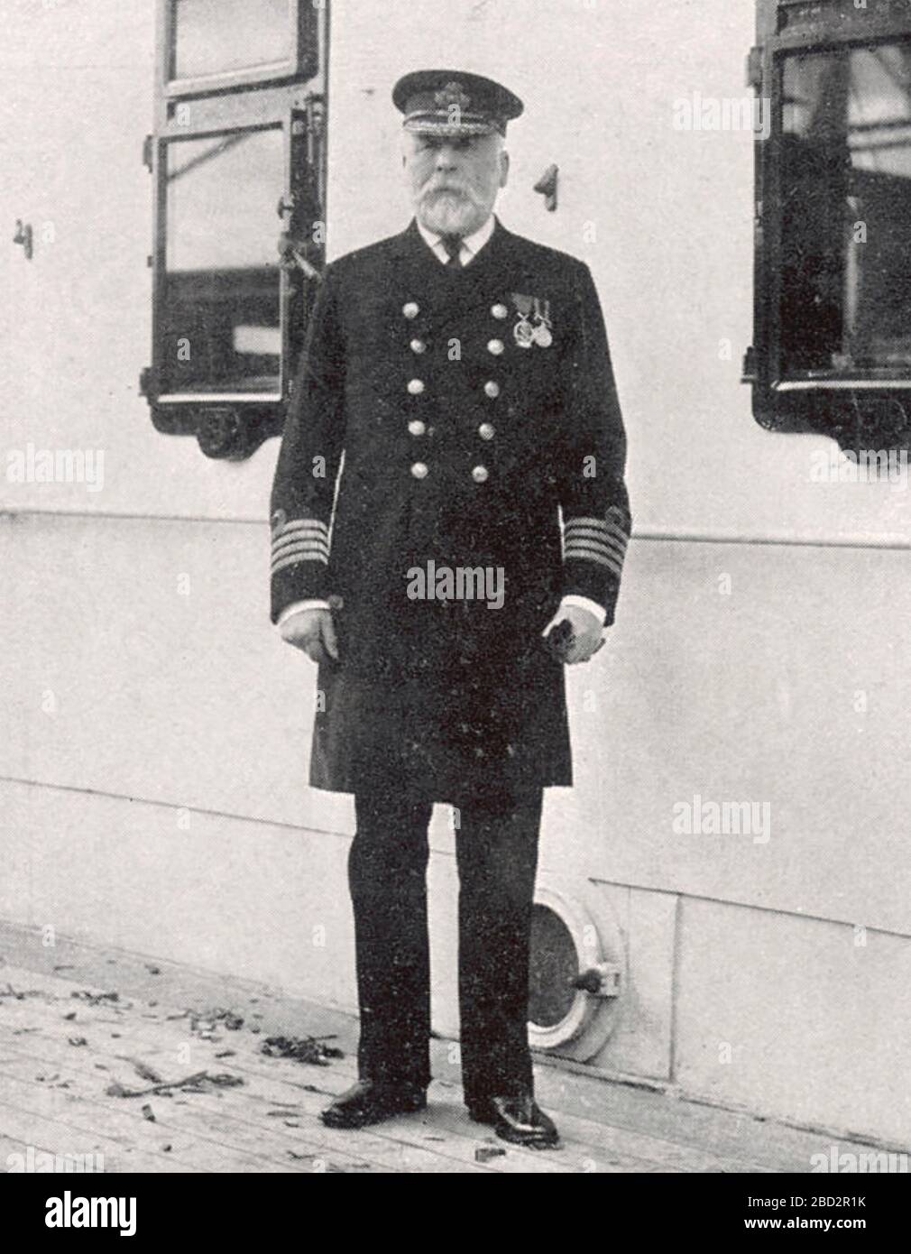 EDWARD SMITH (1850-1912) Captain of the ill-fated Titanic who went down ...