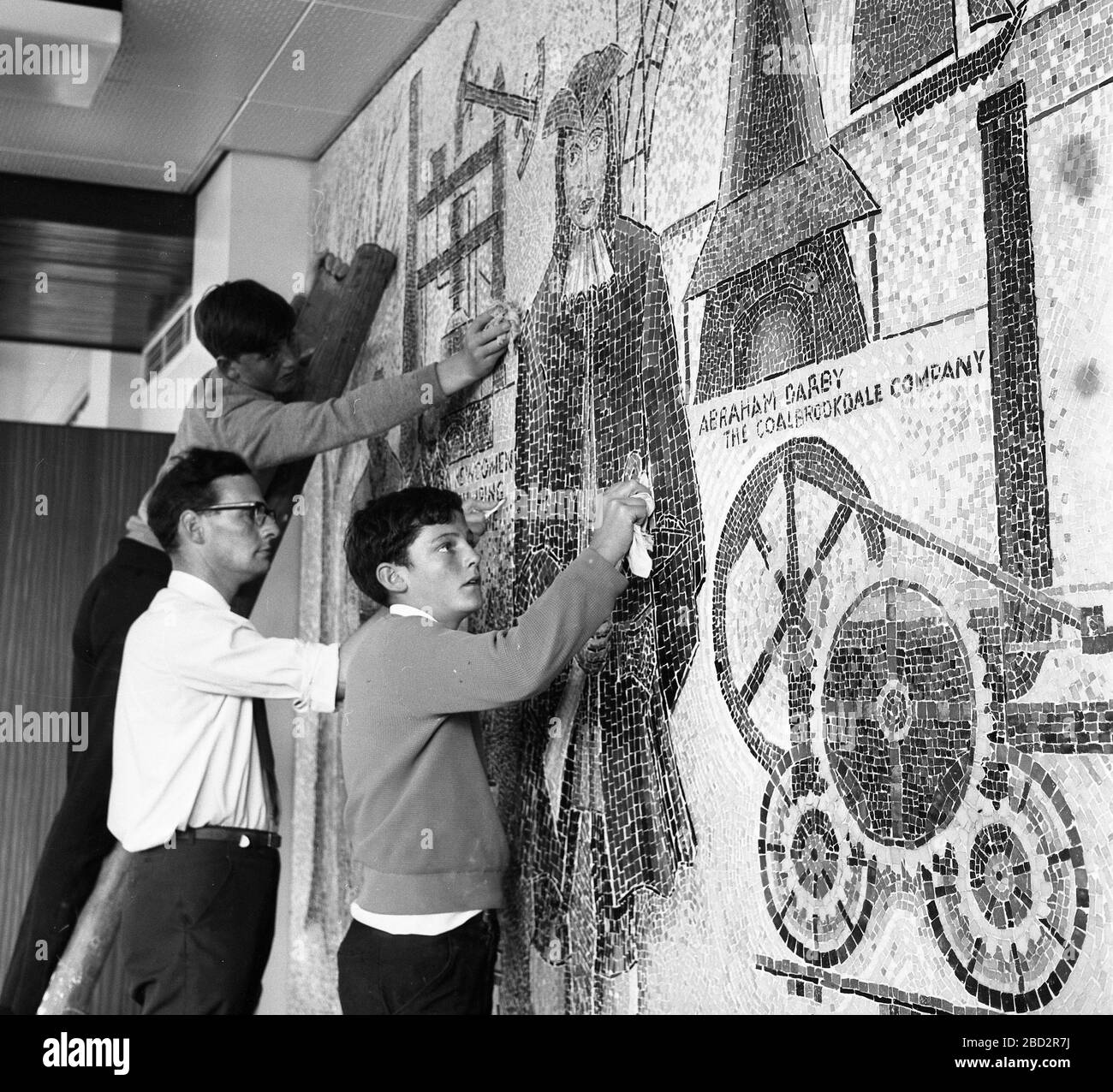 Pupils and staff from St Martins School, Oswestry July 2nd 1968 making ...