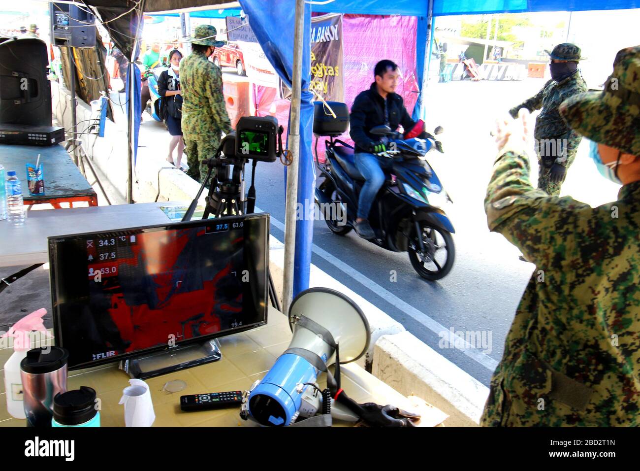 Members of Philippine National Police under by Inter-Agency Task Force ...