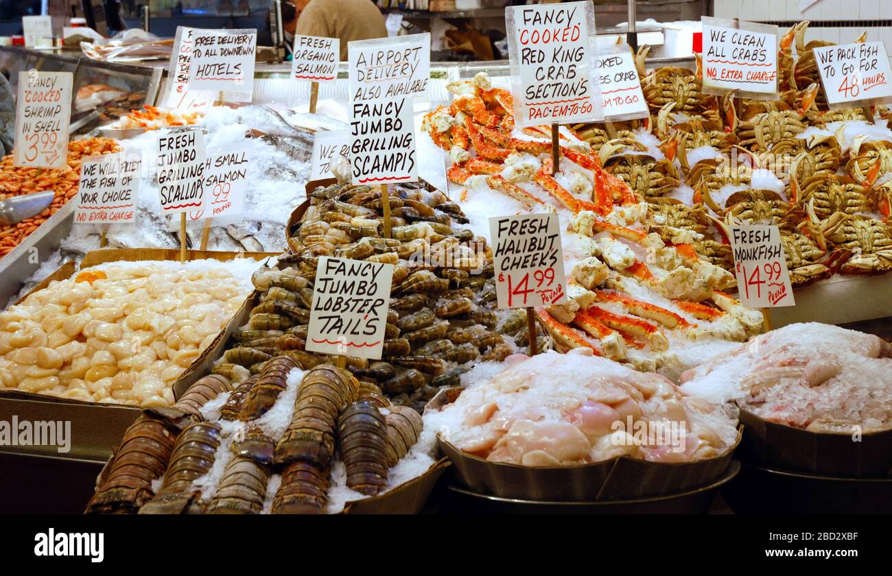 Fishmonger signs hi-res stock photography and images - Alamy