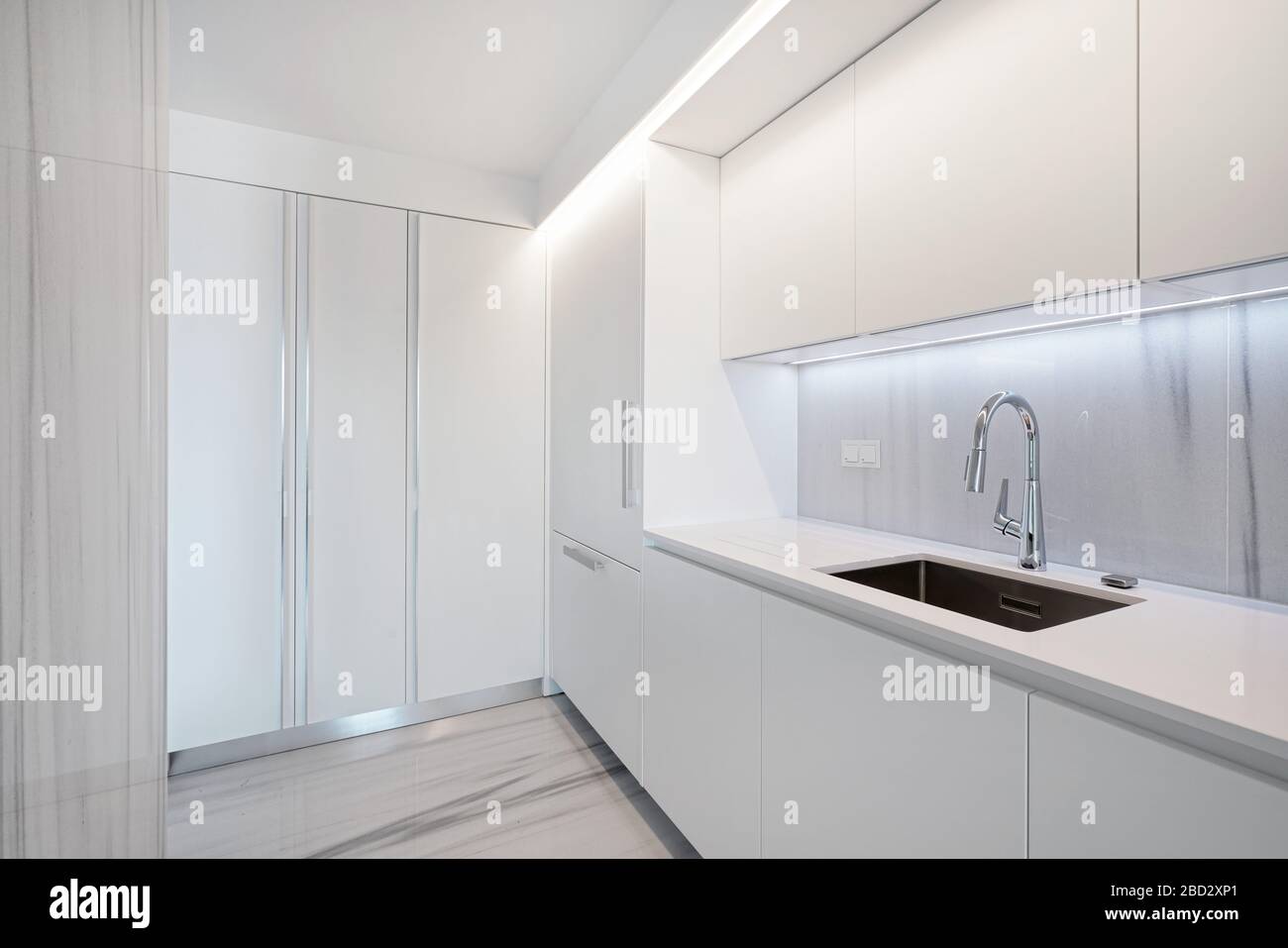 Modern and contemporary Kitchen Stock Photo - Alamy