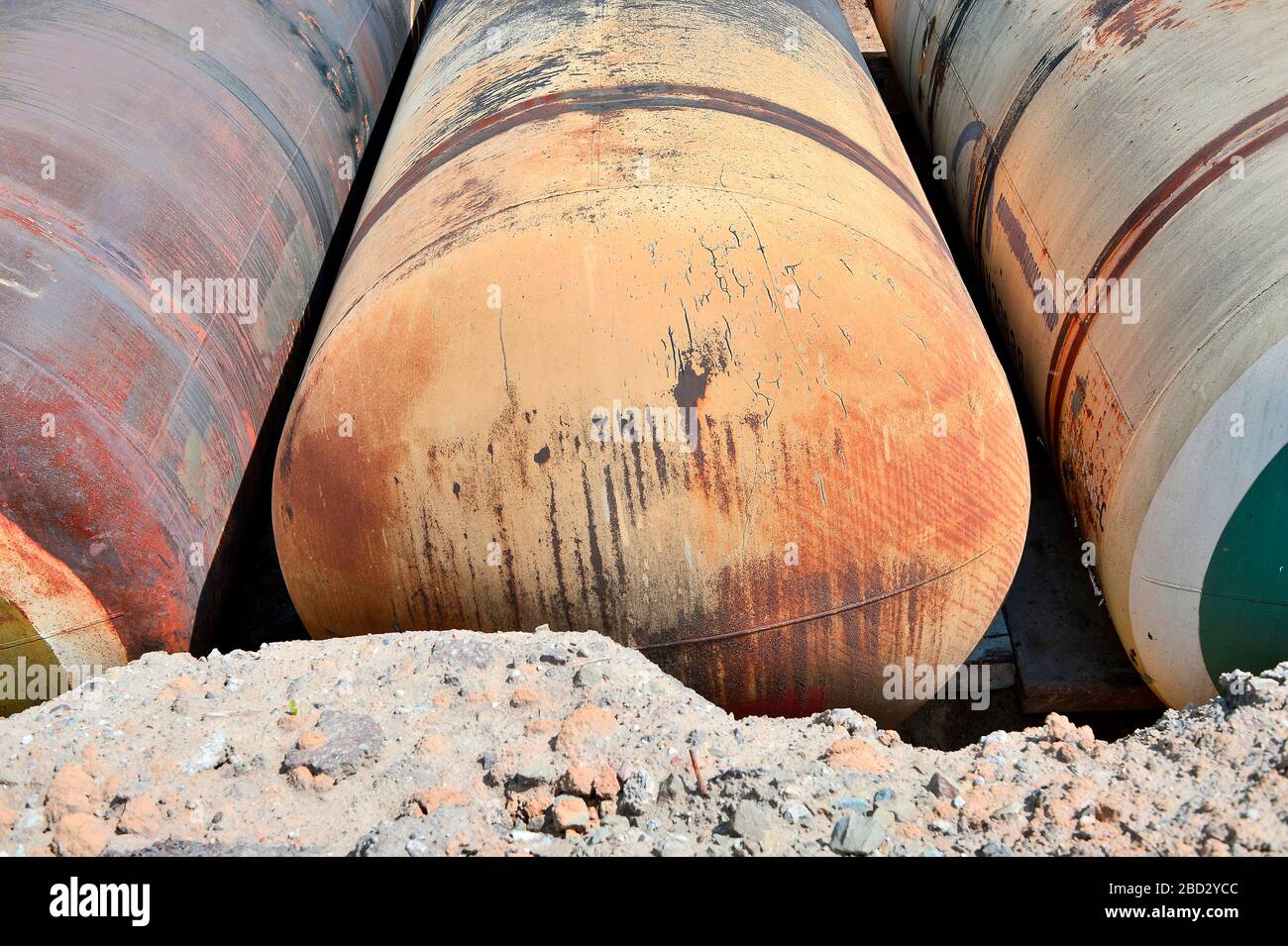 Underground gasoline storage tanks hi-res stock photography and images ...