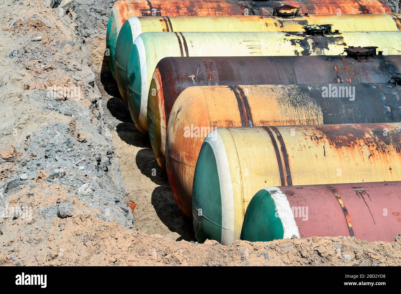 Underground gasoline storage tanks hi-res stock photography and images ...