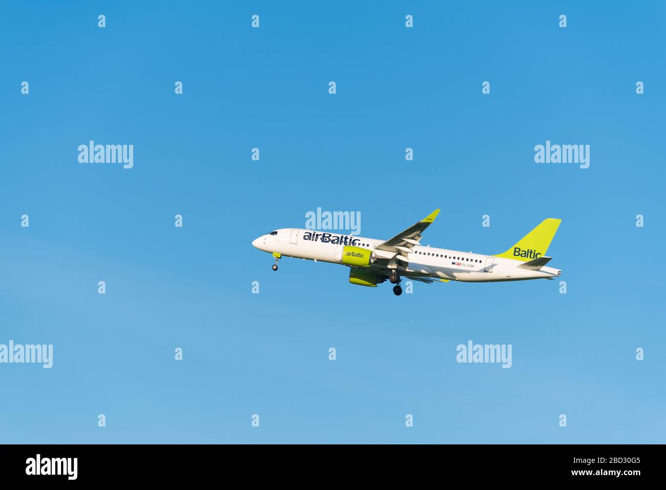 AMSTERDAM, NETHERLANDS - OCTOBER 13, 2018: Airbus A220-300 from Air ...
