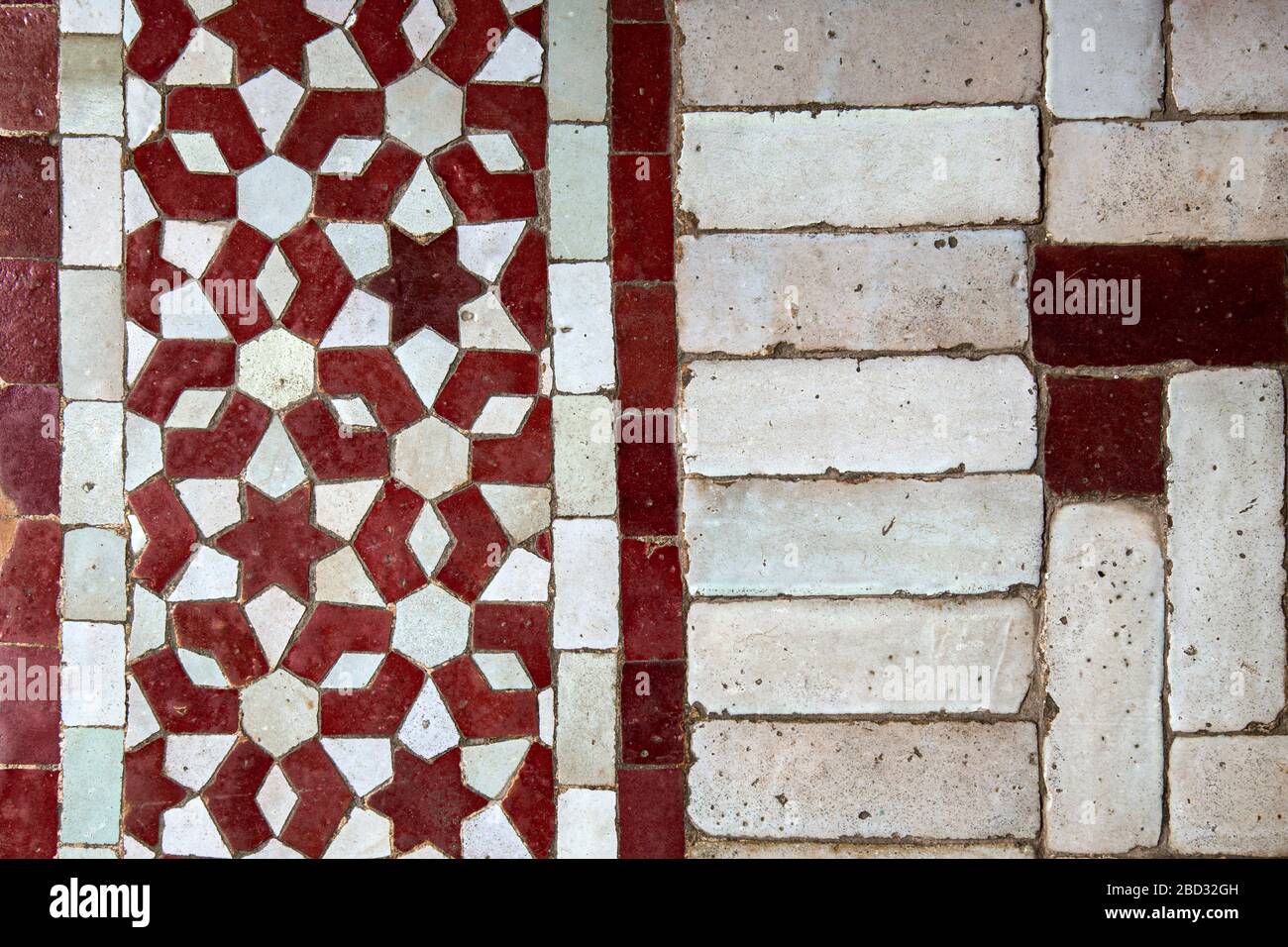 Moroccan tile hi-res stock photography and images - Alamy