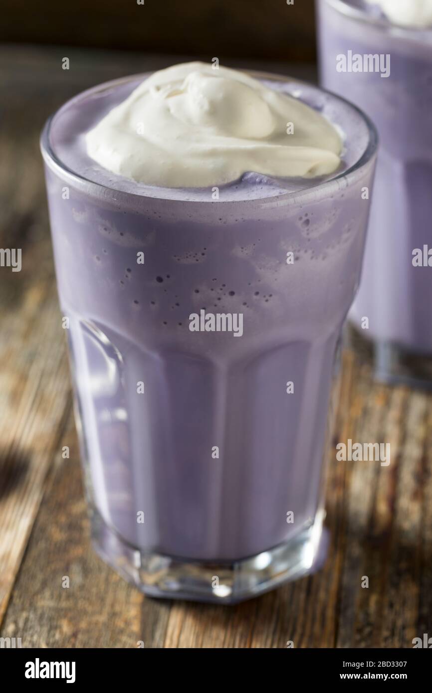 Purple milk shake hi-res stock photography and images - Alamy