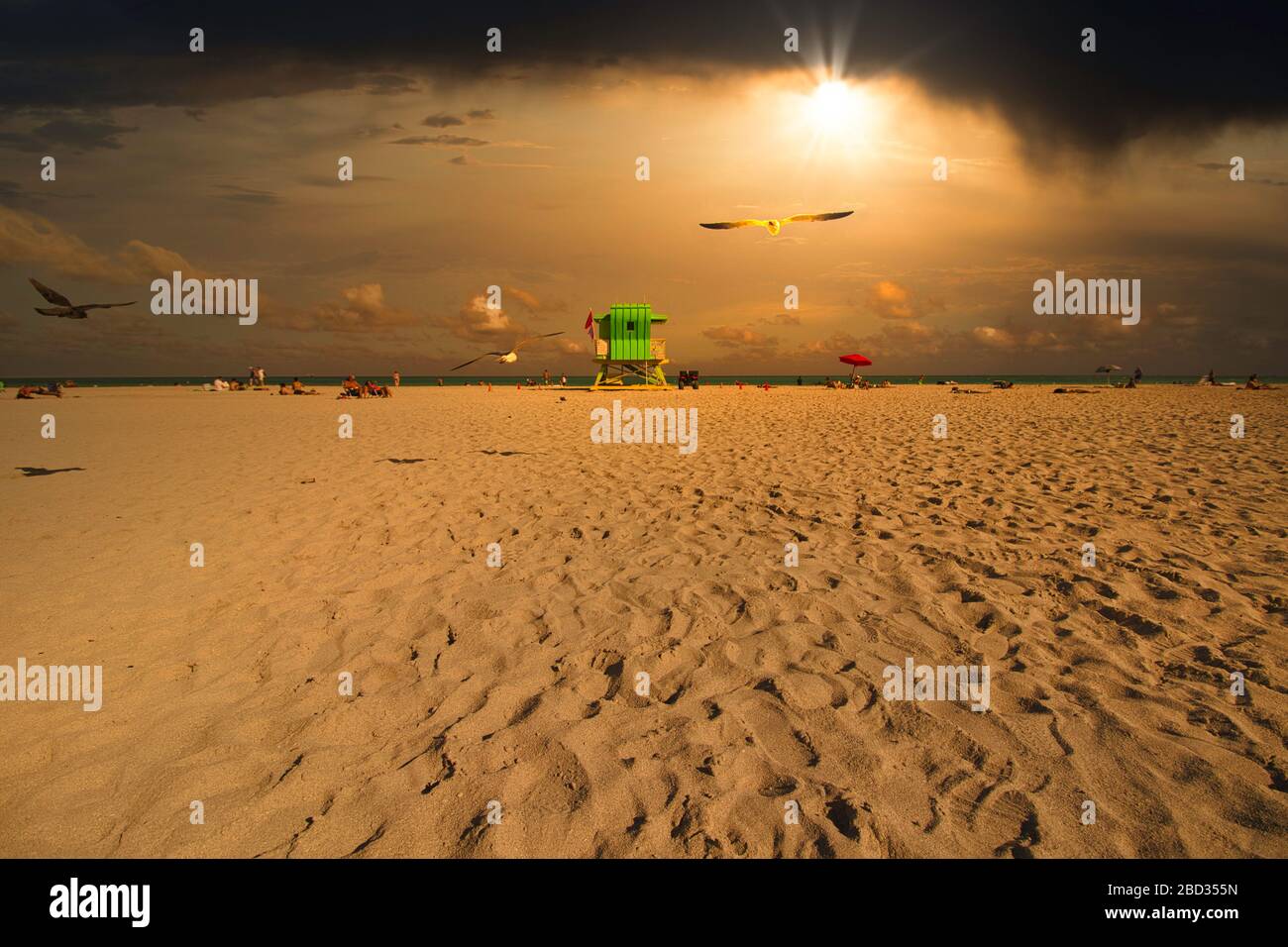 Miami beach sunset hi-res stock photography and images - Alamy