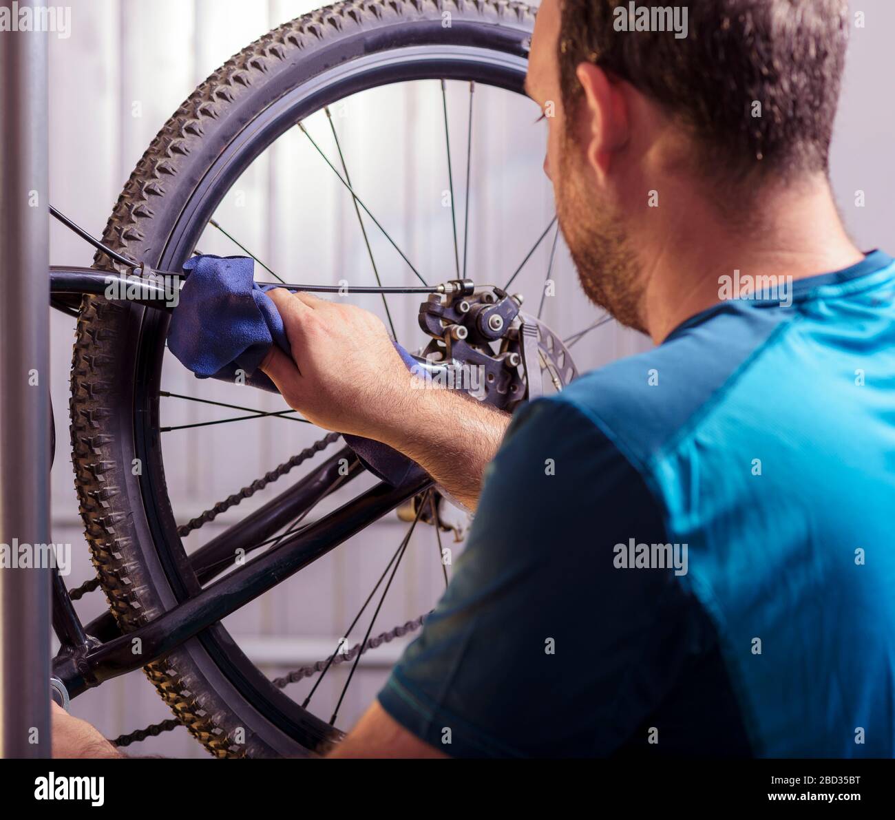 Lubricant bicycle hi-res stock photography and images - Alamy