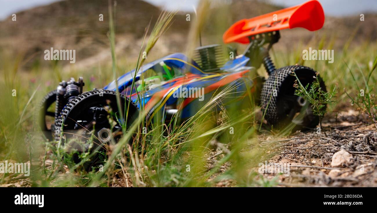 rc toy car rally on dirt track Stock Photo - Alamy