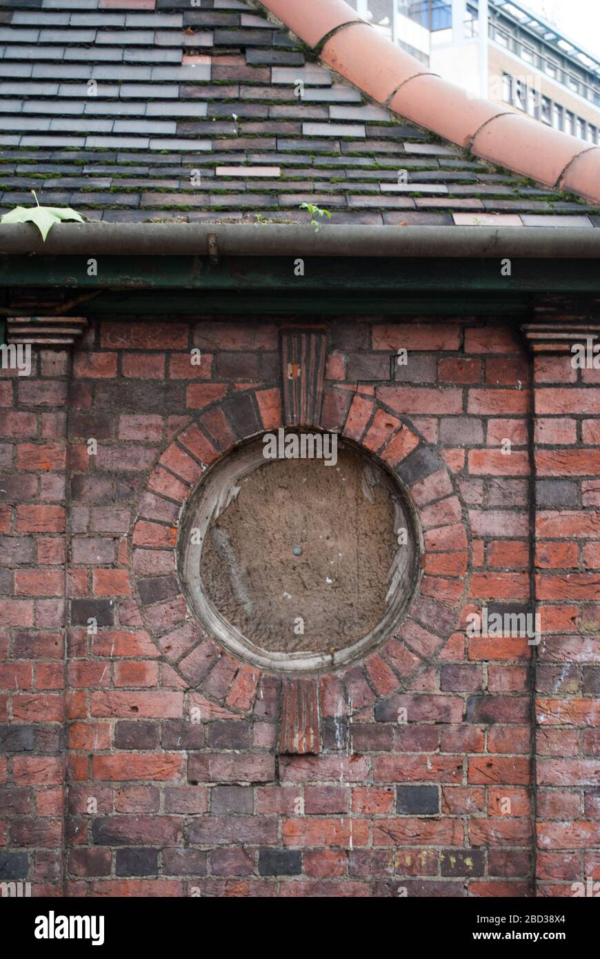 Former Toilets Disused Abandoned Derelict Brick Building Electrical Sub ...