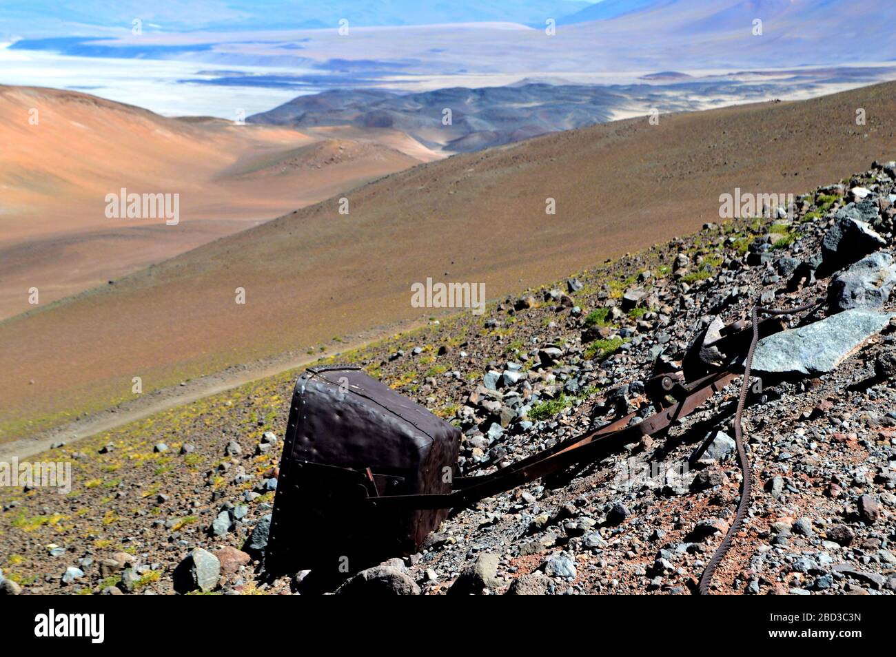 Hillside mine hi-res stock photography and images - Alamy